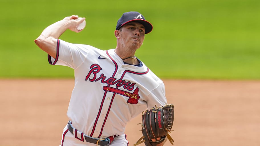 Yankees Claim Former Braves Relief Pitcher Off Waivers