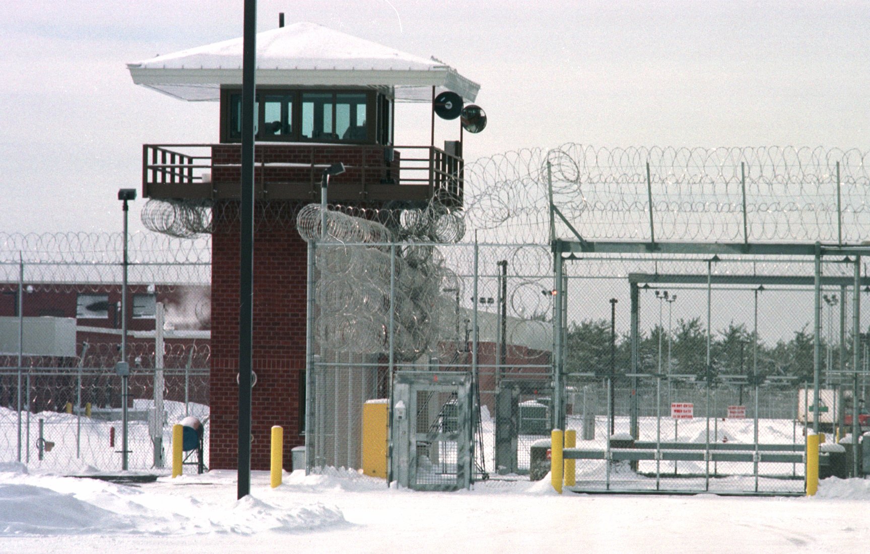 More prison workers go to hospital after second exposure incident