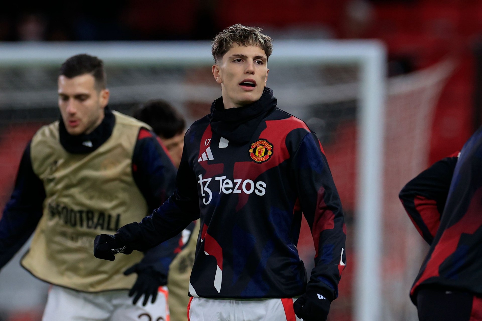 Chelsea star drops hint over Alejandro Garnacho transfer from Man Utd ...