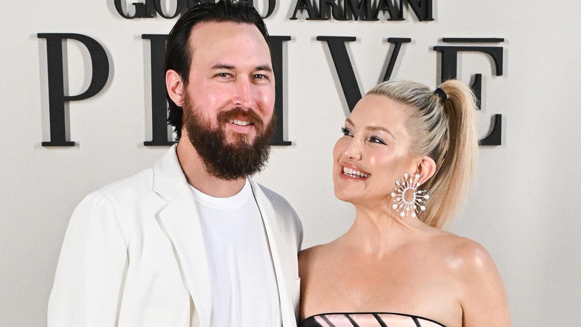 Kate Hudson Says Fiance Stayed Back to Help 'Put Out Spot Fires' in L.A.