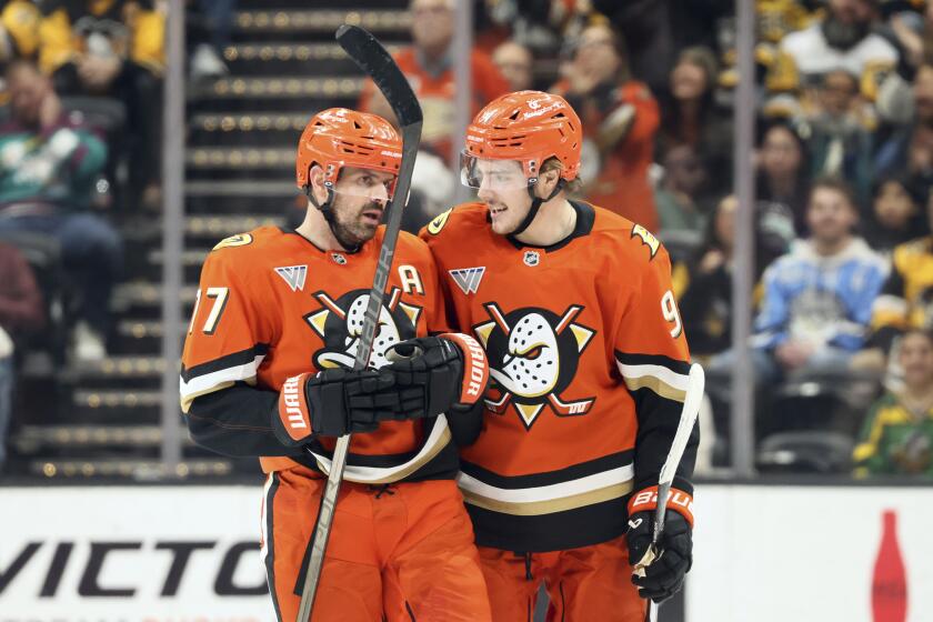 Mason McTavish and Alex Killorn each score twice in Ducks' win over ...