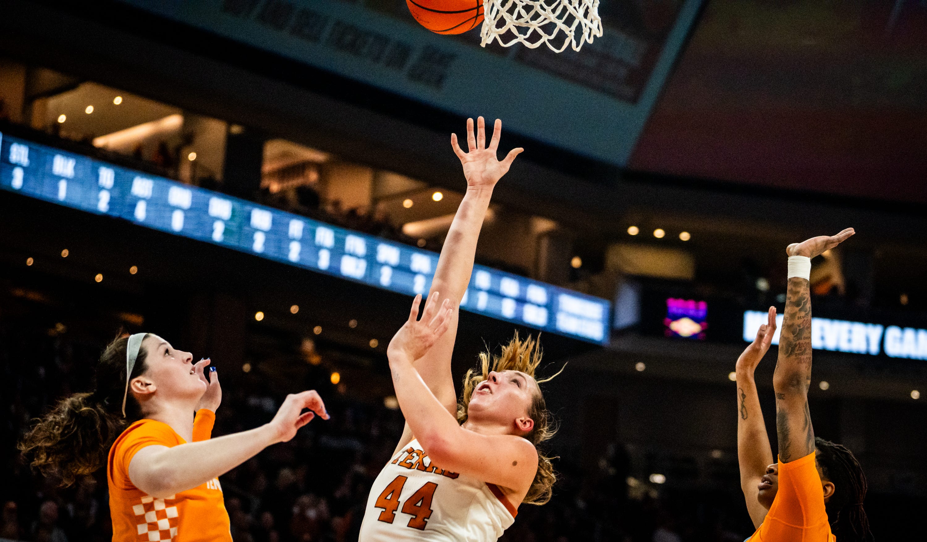 Texas vs Tennessee game score: Replay, highlights as Longhorns hold off ...