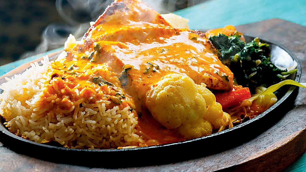 Want to try sizzlers? Choose from these popular hotspots in Mumbai
