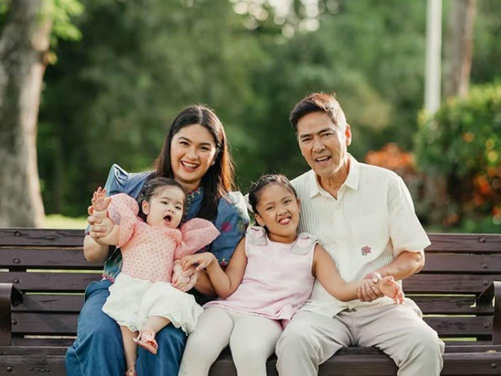 Vic Sotto, Pauleen mark 1st birthday of Baby Mochi