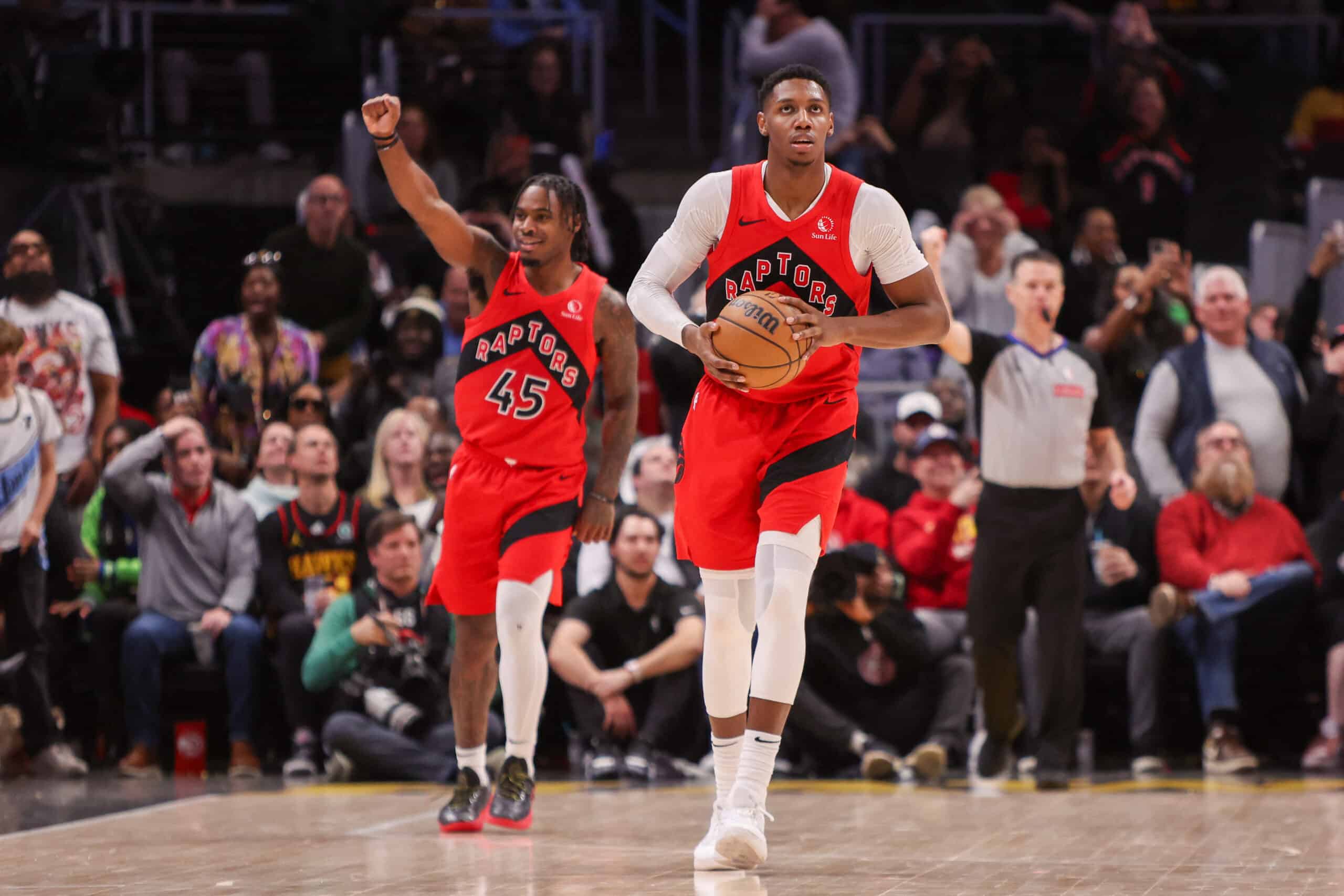 NBA: Late surge leads Raptors to victory over Hawks