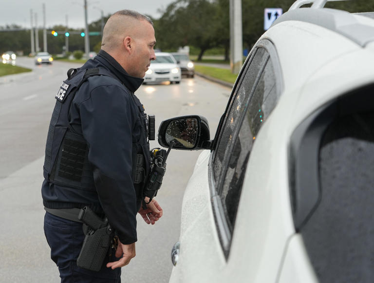 Police in Port St. Lucie target red light running, DUI, racing and more ...