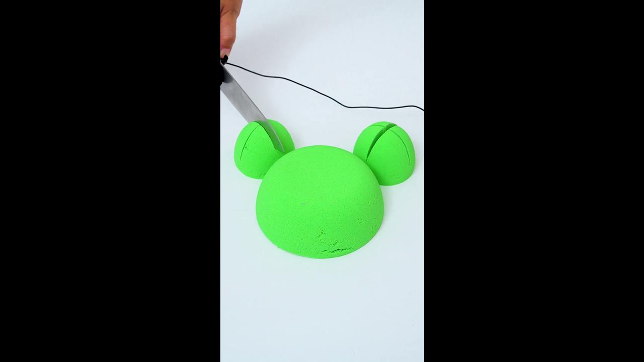 Satisfying Cutting Green Mickey Mouse Sand