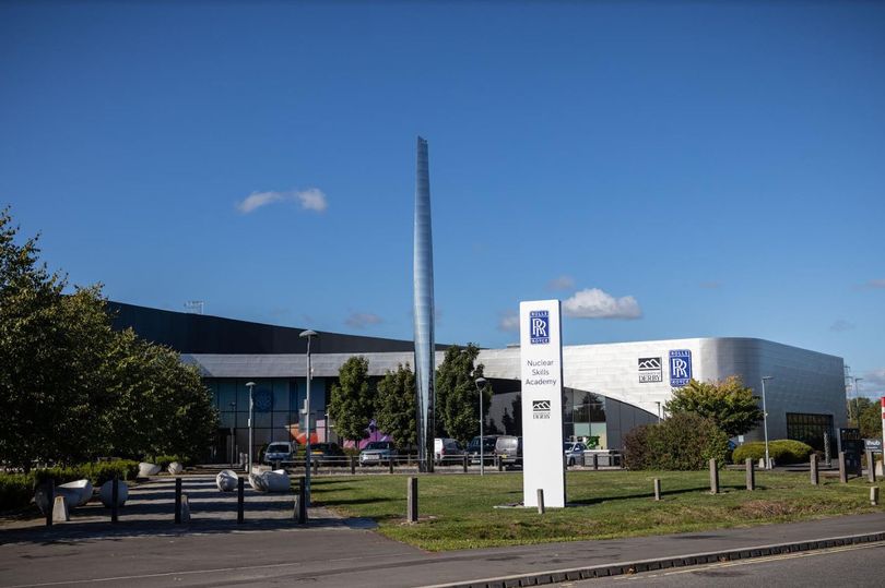 Rolls-Royce signs £9bn submarines deal to create 1,000 jobs in 'largest ...