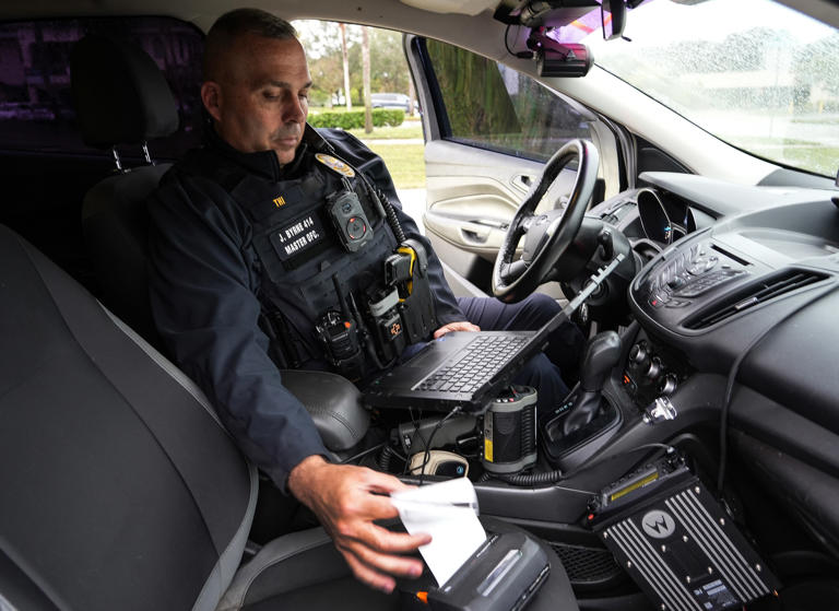 Police in Port St. Lucie target red light running, DUI, racing and more ...