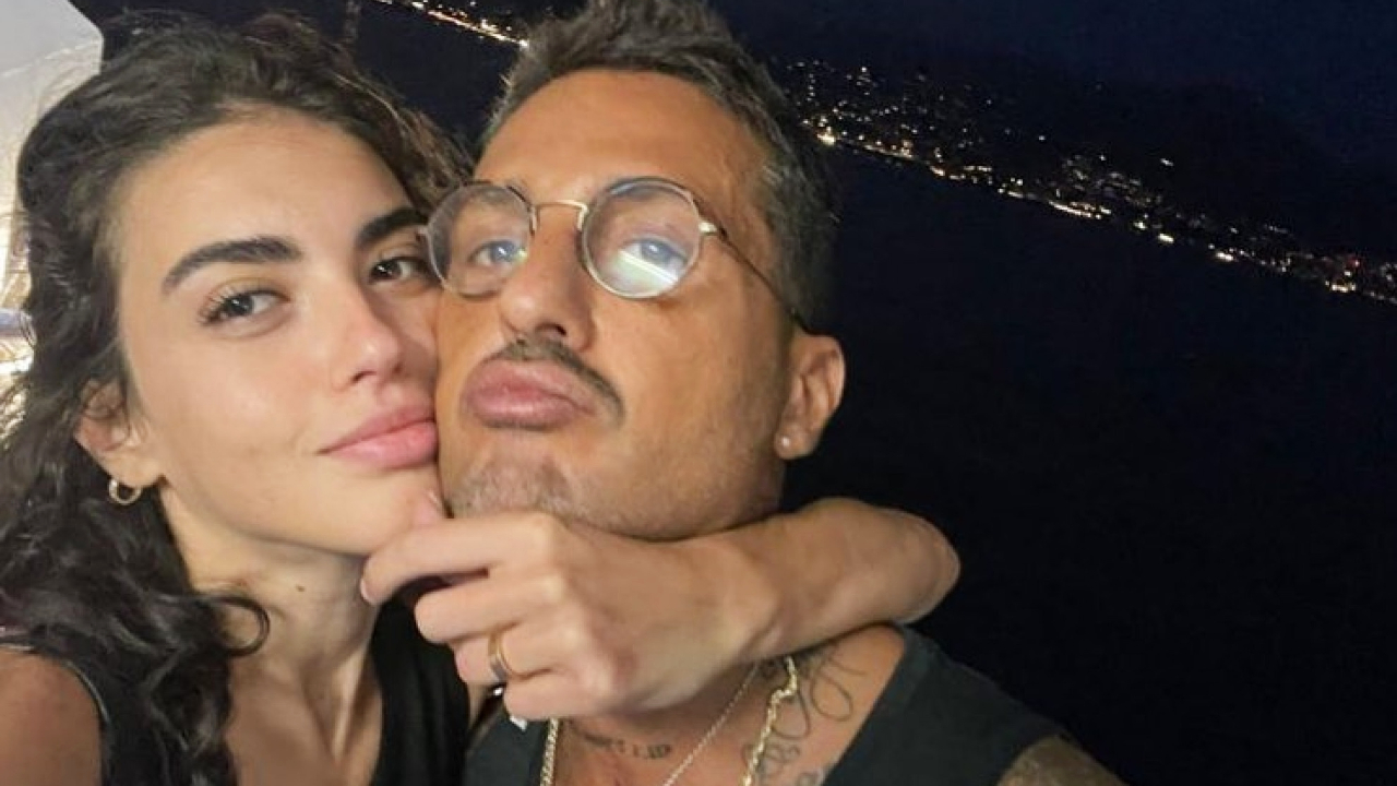 Fabrizio Corona shock su Sara Barbieri: "Faremo un secondo figlio, ma ...