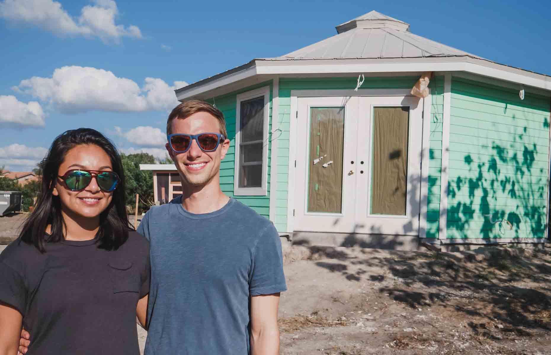 Así construyeron la casa de sus sueños en una isla privada