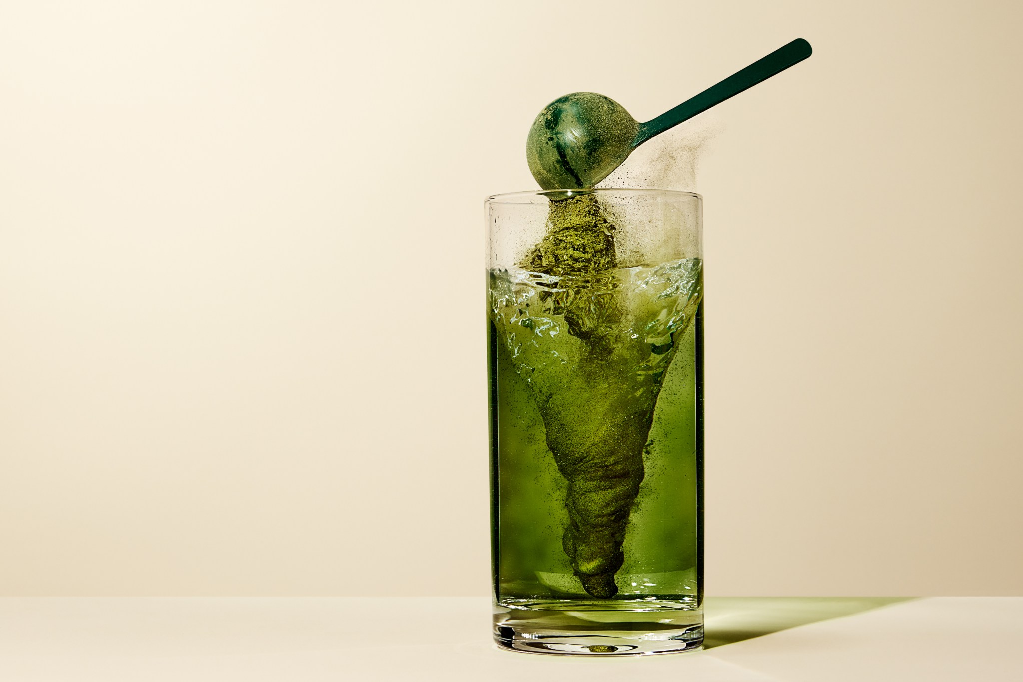 The battle over AG1—the influencer-famous, $100-a-month green ...