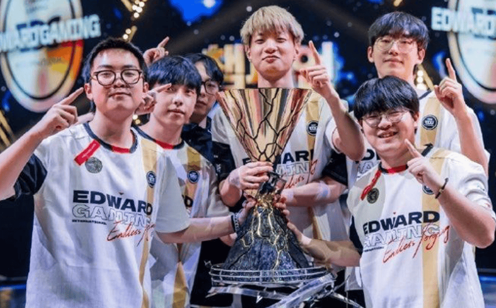 为爱而聚，E起前进！EDG战胜BLG确定打入曼谷大师赛