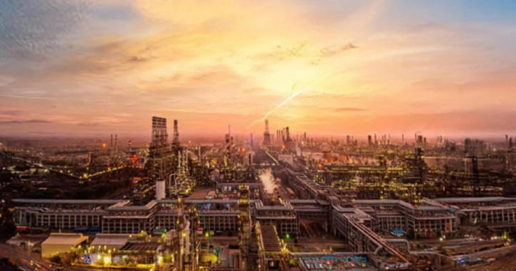 After world's largest refinery, Mukesh Amabani's Reliance to build ...