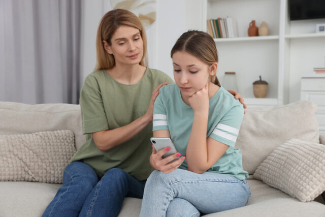 Ways To Help Your Child Break Free From Endless Scrolling