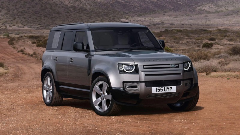 Land Rover Defender gets more powerful D350 diesel engine