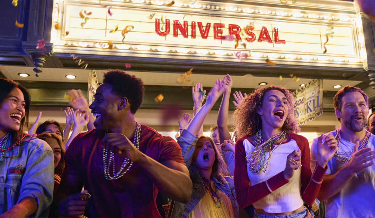 Universal theme park set to open in England