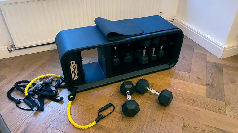 Is an All-In-One Weight Bench Worth It? I Tested the Technogym Bench To ...