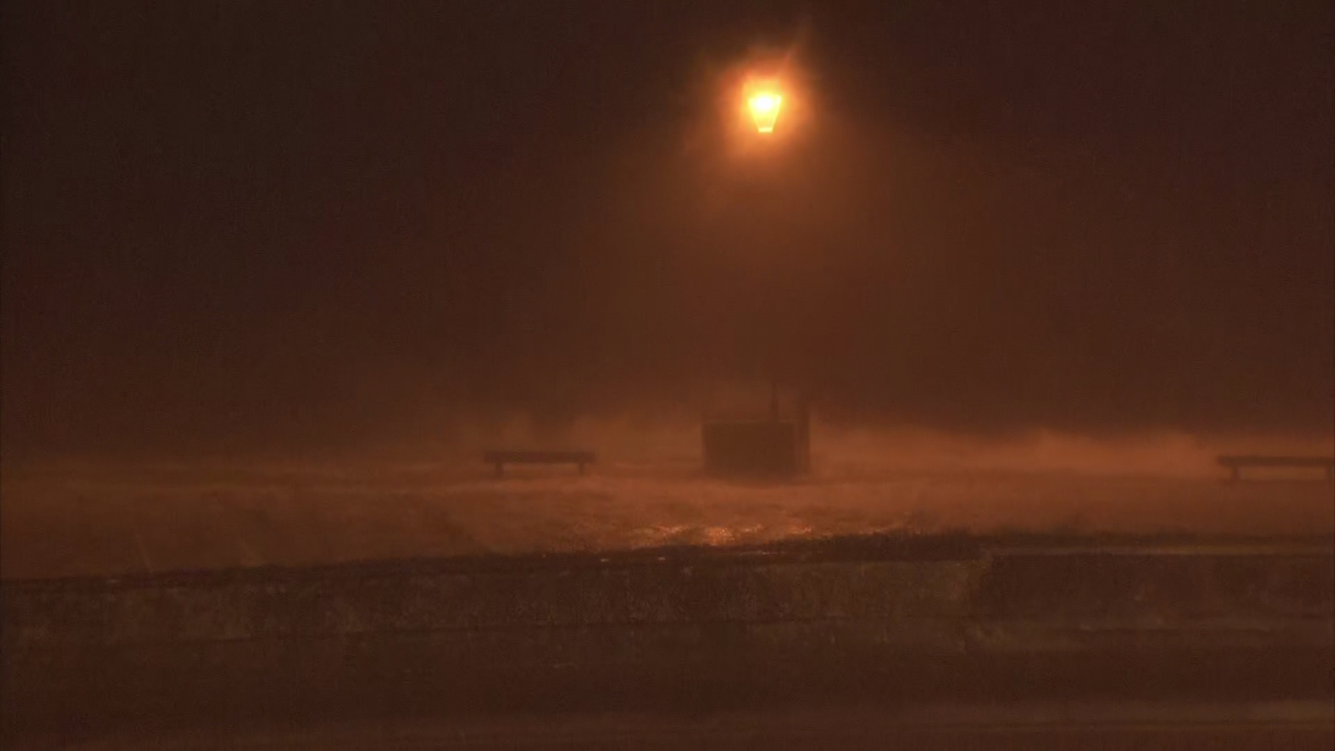 Storm Eowyn: Record-breaking 180km/h gusts batter Galway
