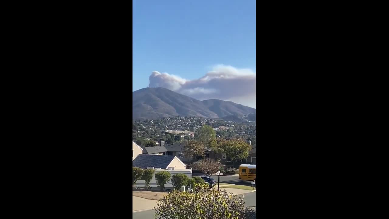 Otay Mountain fire spreads to 800 acres, evacuation orders issued in ...