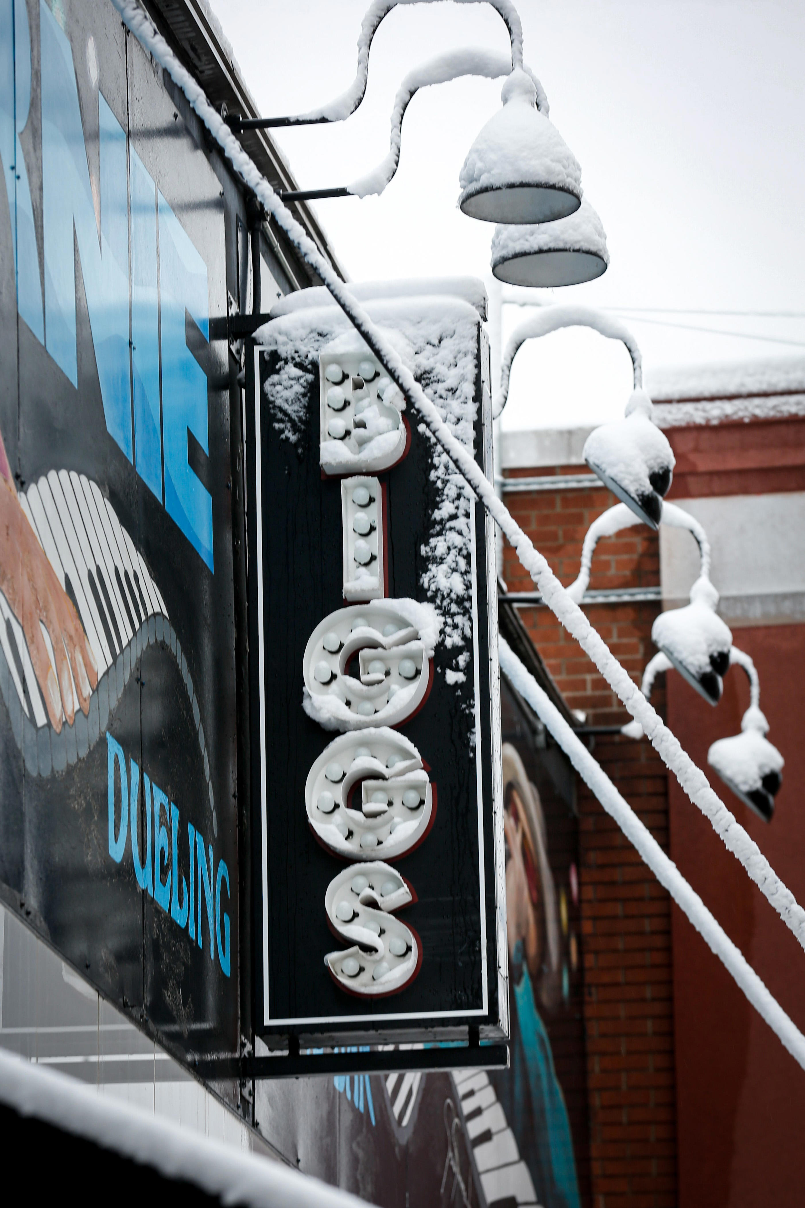 Decades-old downtown Springfield bar second to announce closure since ...