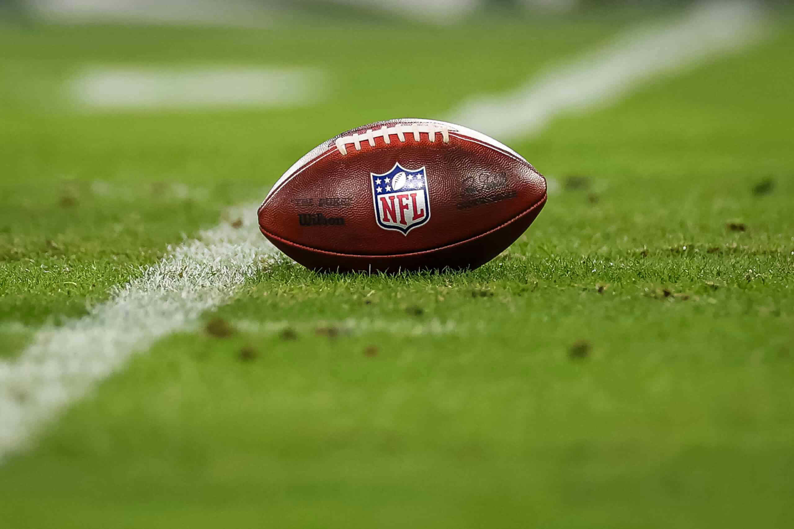 Analyst Believes Steelers Should Trade Star Defender Analyst Believes Steelers Should Trade Star Defender
