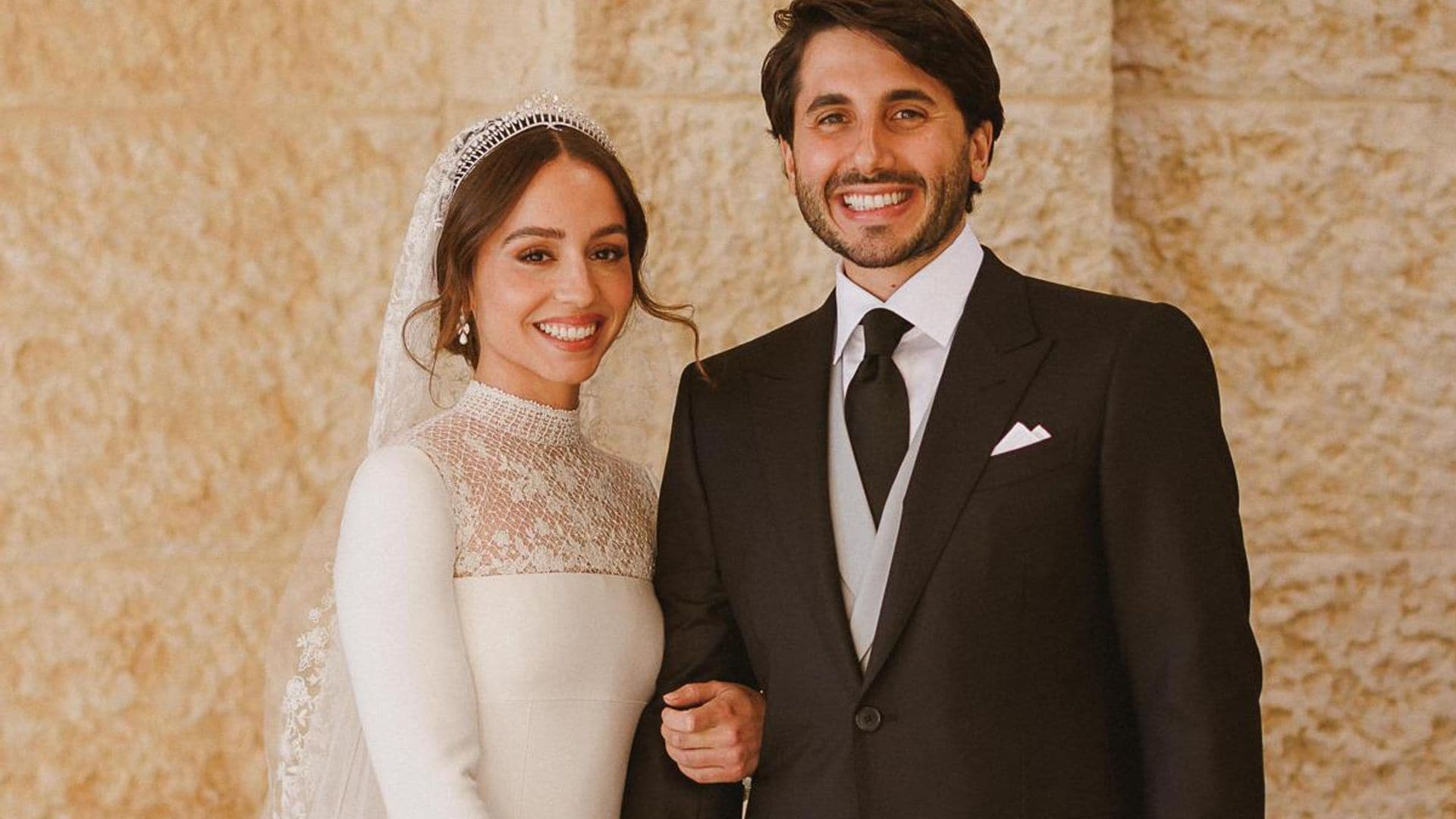 Queen Rania announces daughter Princess Iman is expecting her first ...