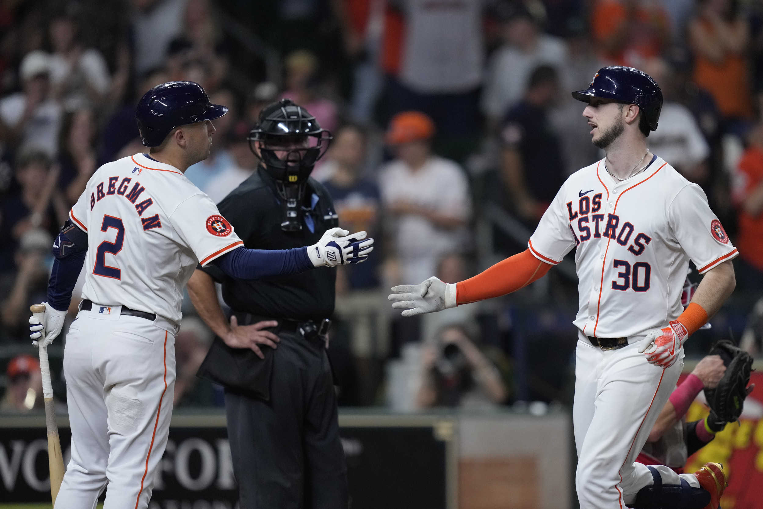 Shocking NL Contender Rumored To Steal $200 Million Alex Bregman From ...