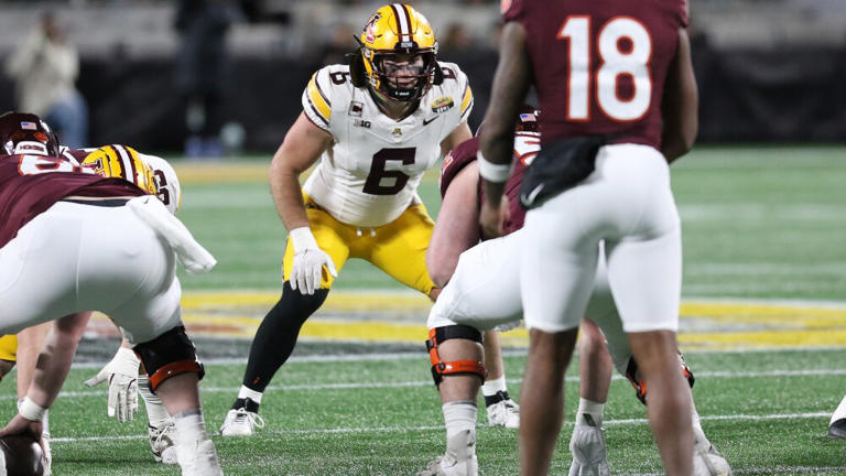 Minnesota promotes Danny Collins to defensive coordinator after Corey ...