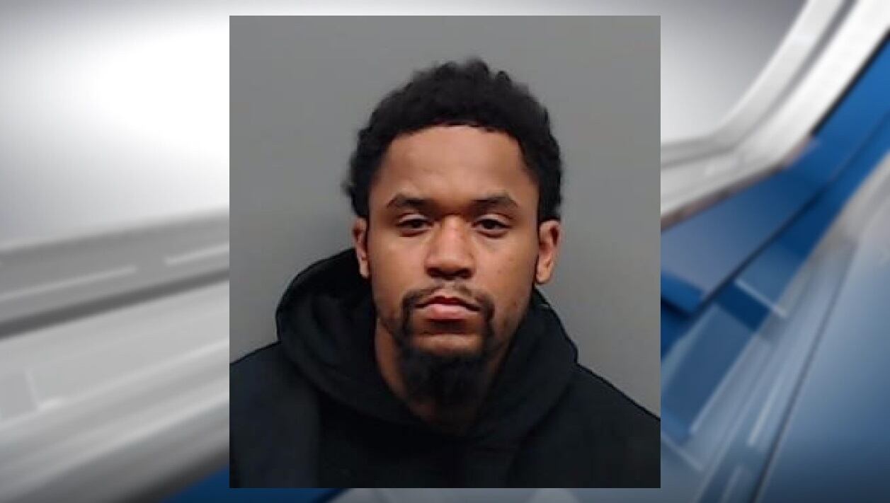 Affidavit: Child found mother shot to death after fighting with suspect ...