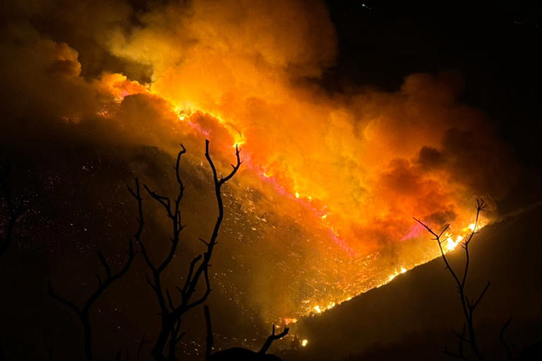LA wildfires mapped: Border 2 fire stalled as rain brings risk of ...
