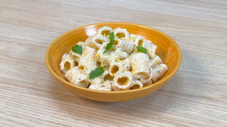 Pasta con la ricotta: la ricetta del primo piatto cremoso e 12 varianti ...