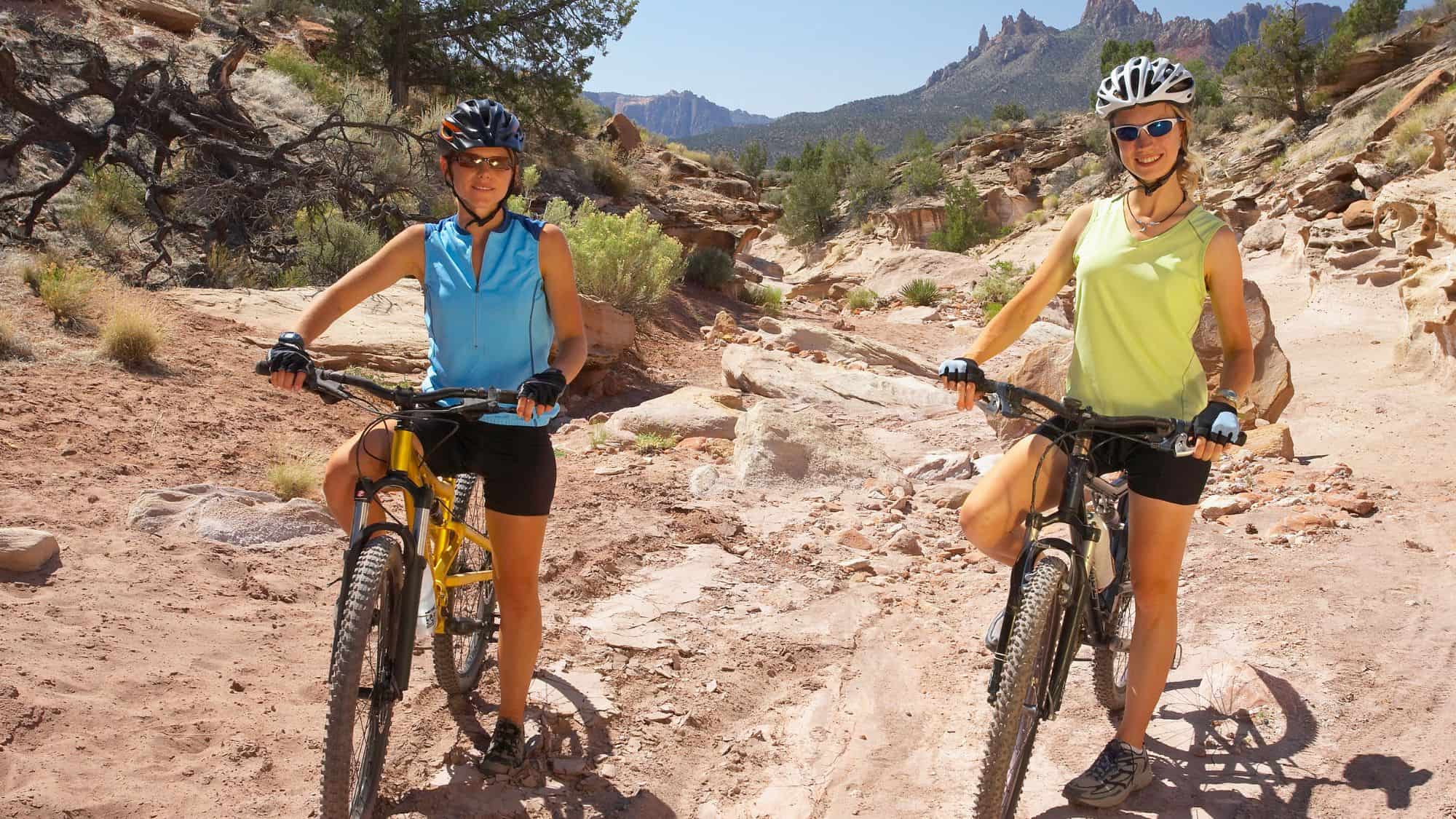 11 National Parks That Are Perfect For A Early Fall Family Adventure