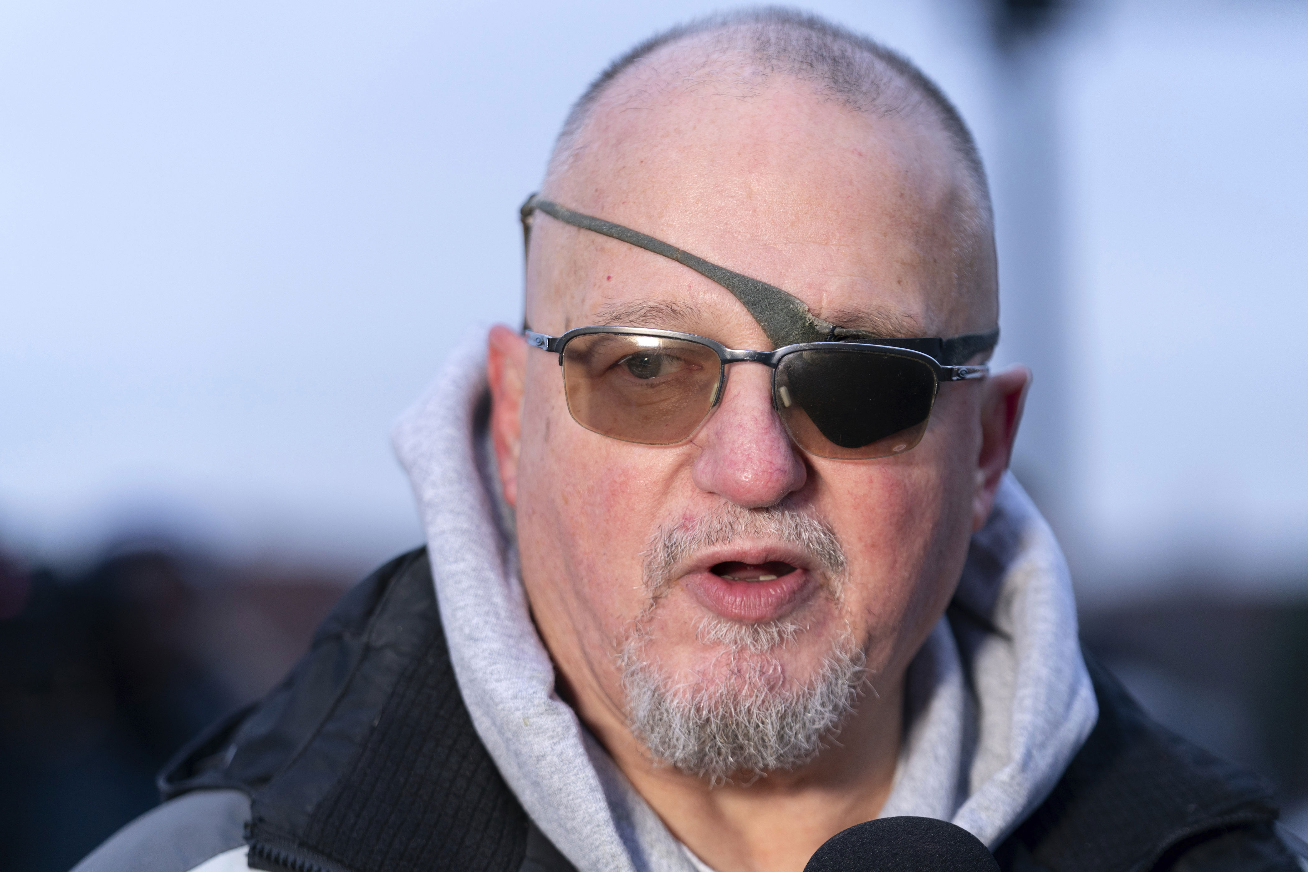 Founder of Oath Keepers barred from entering Capitol after sentence was ...