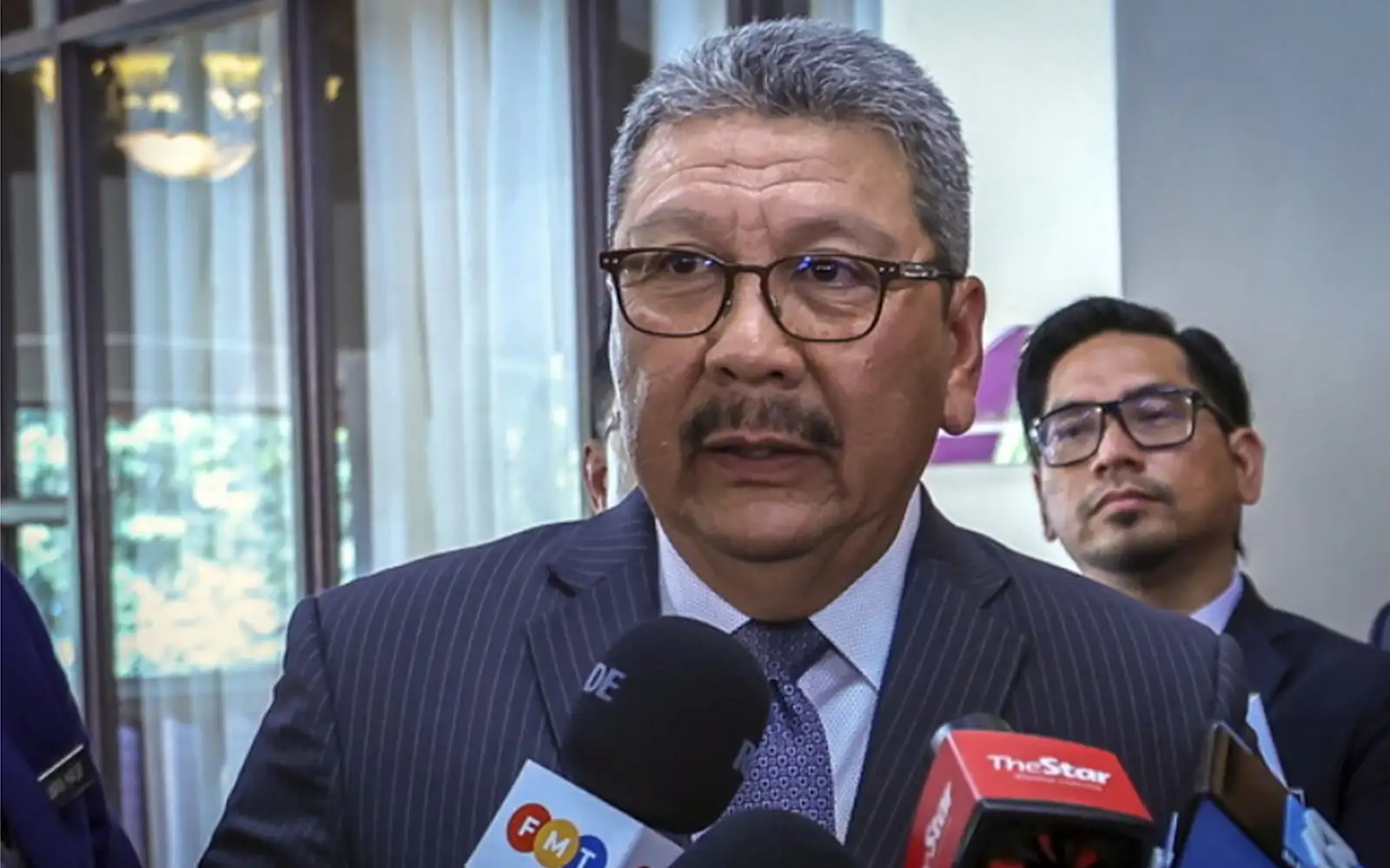 Govt department heads to face new demerit system