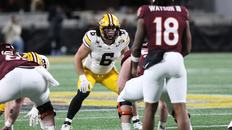 Minnesota promotes Danny Collins to defensive coordinator after Corey ...