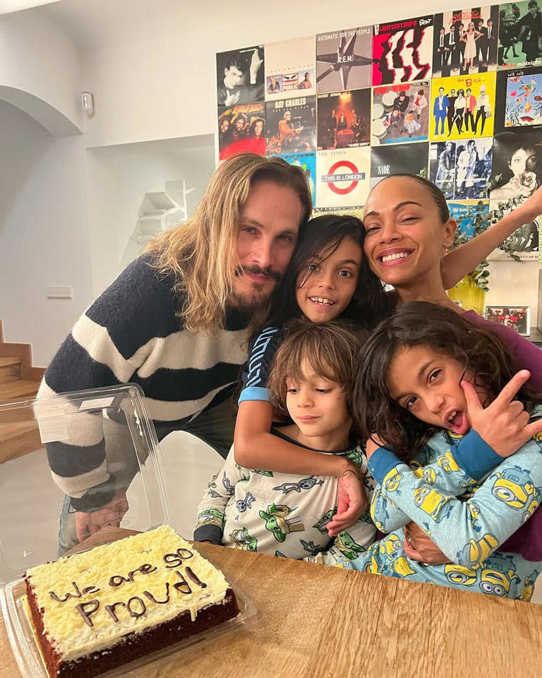 Zoe Saldaña and Husband Marco Perego Saldaña Cuddled Up at the Vanity ... Zoe Saldaña and Husband Marco Perego Saldaña Cuddled Up at the Vanity ...