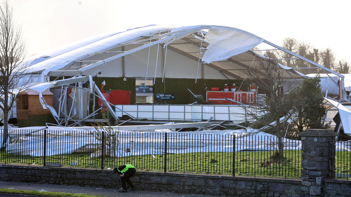 Storm Éowyn LIVE: 625,000 remain without power as ESB warns full ...
