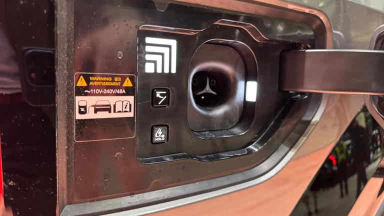 Kia's Tesla Supercharger Adapter Is Rolling Out Now