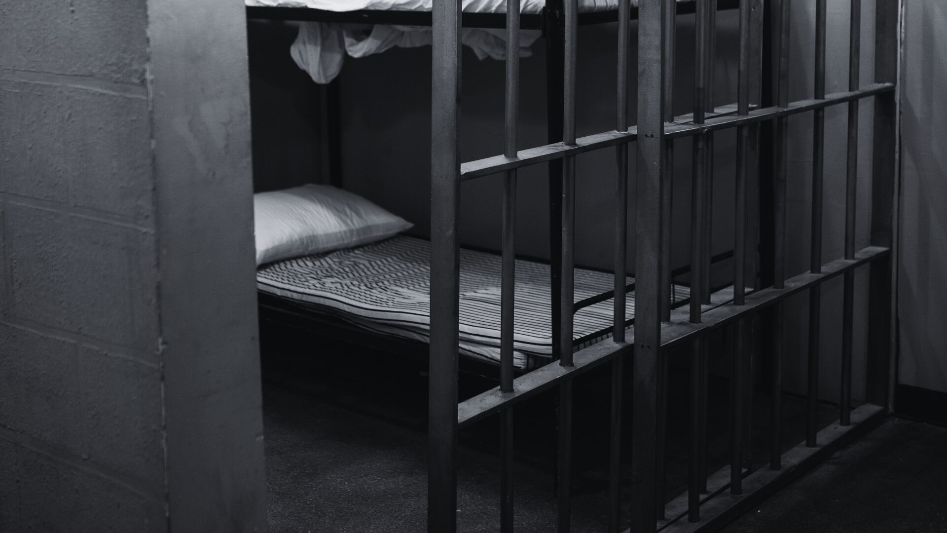 Inmate assaults 2 corrections officers at Marquette Branch Prison