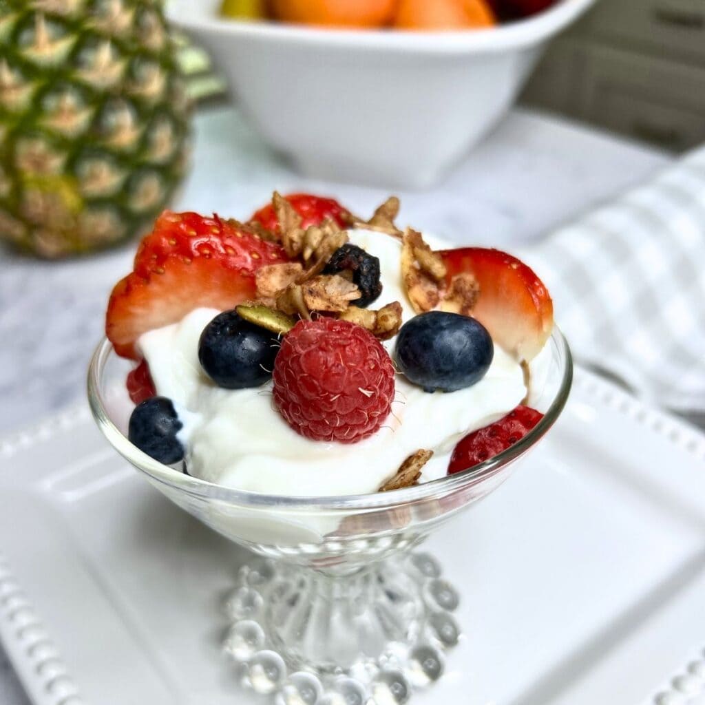 How to keep berries fresh for days in the refrigerator