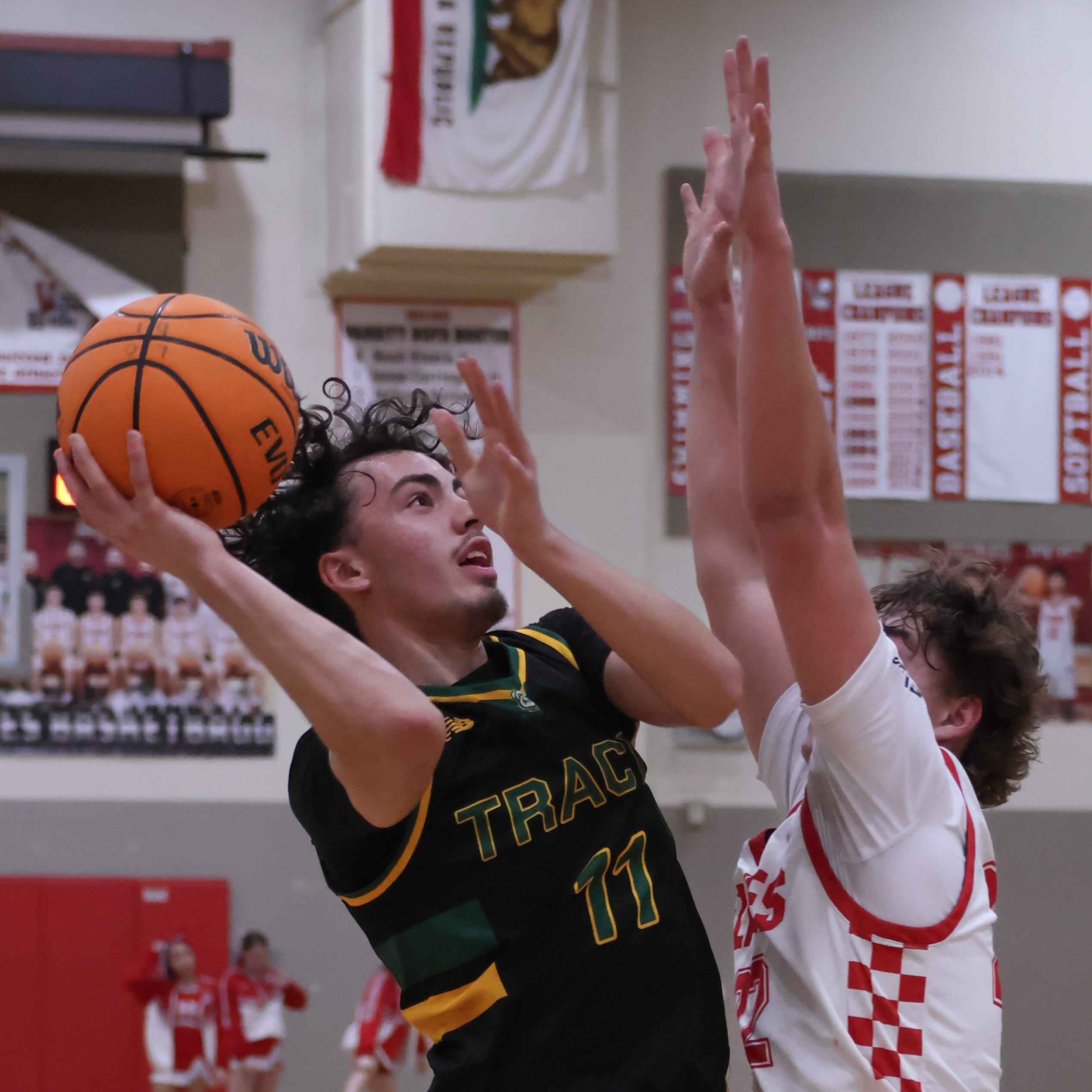 Tracy boys basketball falls to Lodi in league matchup