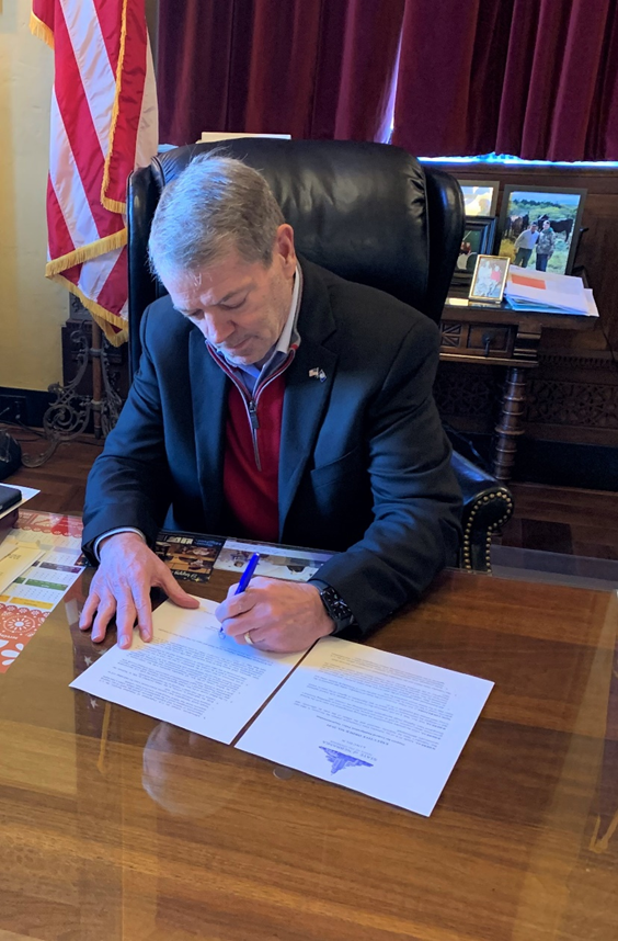 Gov. Pillen signs executive order to align Nebraska with new federal ...