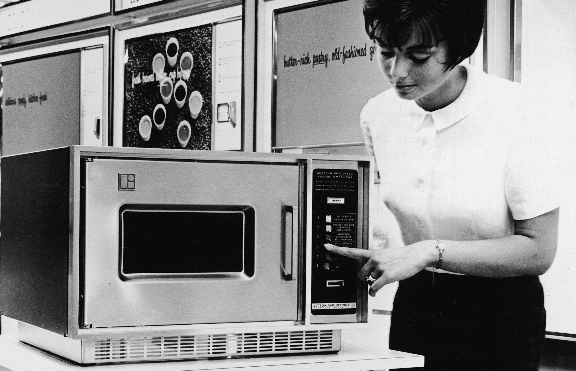 See how household gadgets have evolved through amazing retro photos