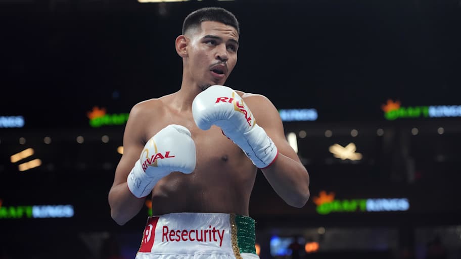 Diego Pacheco, Steven Nelson Make Weight Ahead Of Boxing Title Clash