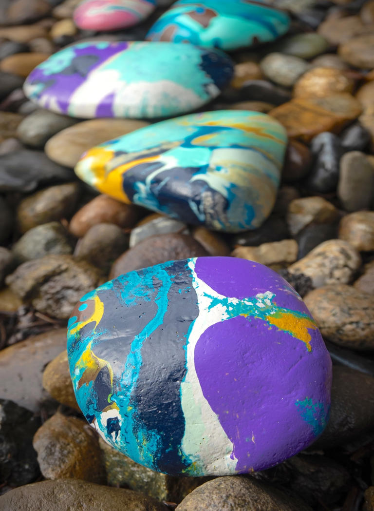 DIY Marbled Rocks: Create Gorgeous Swirled Designs
