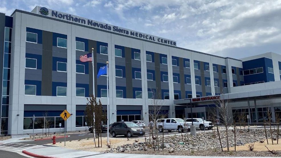 Reno hospital worker accused of stealing from patients, employees