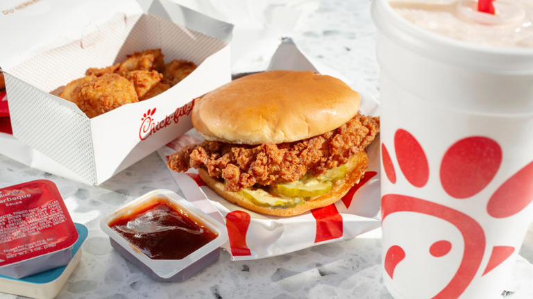 There's Actually A Reason Chick-Fil-A Capitalizes That 'A' At The End