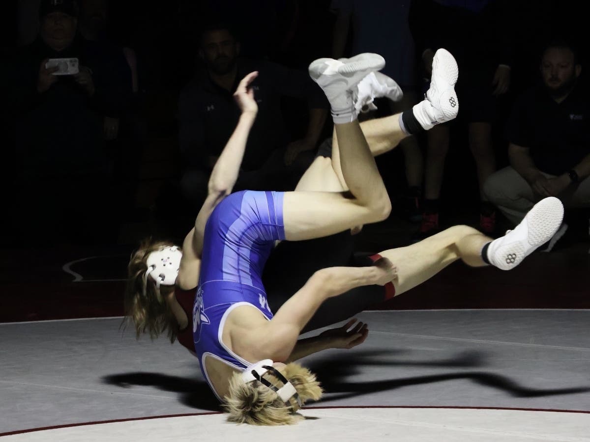 Salem Wins Squeaker In Concord; Exeter, North Win: Wrestling Results