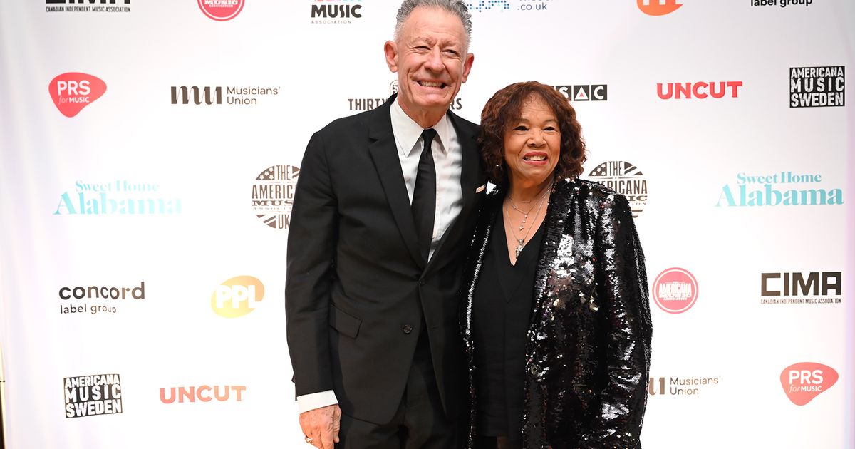 Gillian Welch & David Rawlings and Hannah White Lead the Way at the UK ...